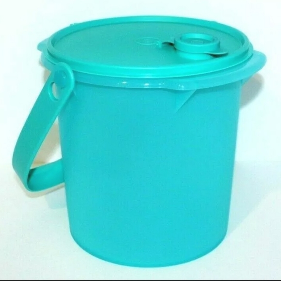 Tupperware | Kitchen | Tupperware Pitcher 5 Liter Jumbo Xl Beverage ...